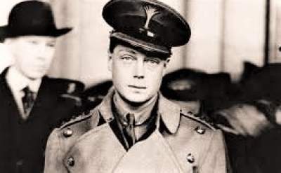 Edward VIII - Biography, Abdication, Wife & Death - What Insider